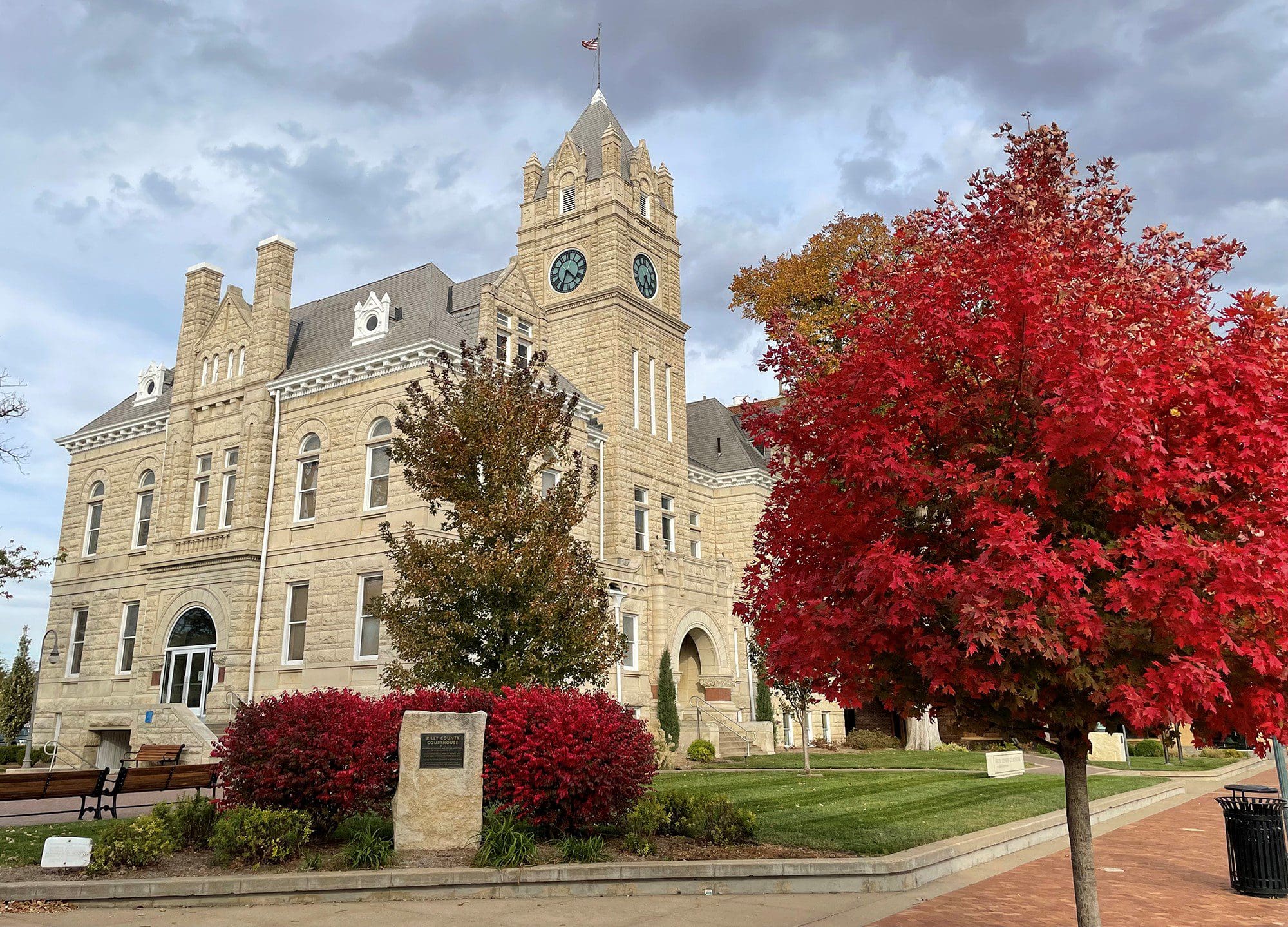 21st JUDICIAL DISTRICT DRUG COURT HOLDS INAUGURAL GRADUATION | KCLY Radio