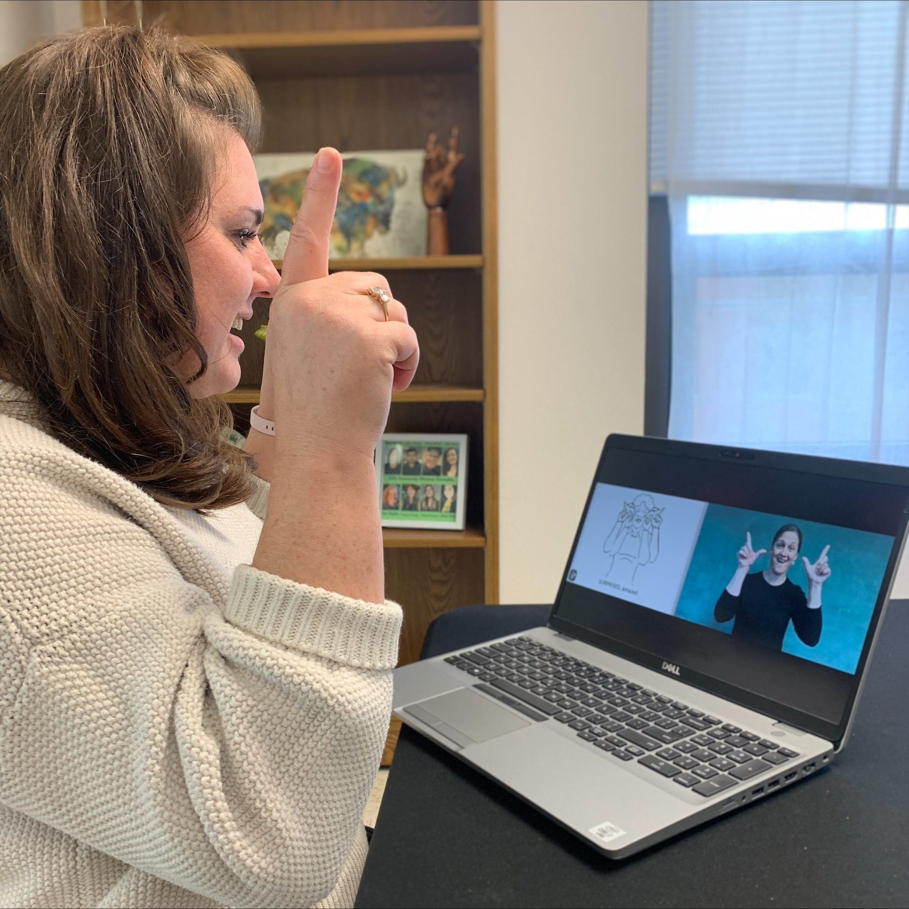 350,000 attend OK School for the Deaf’s online American Sign Language ...