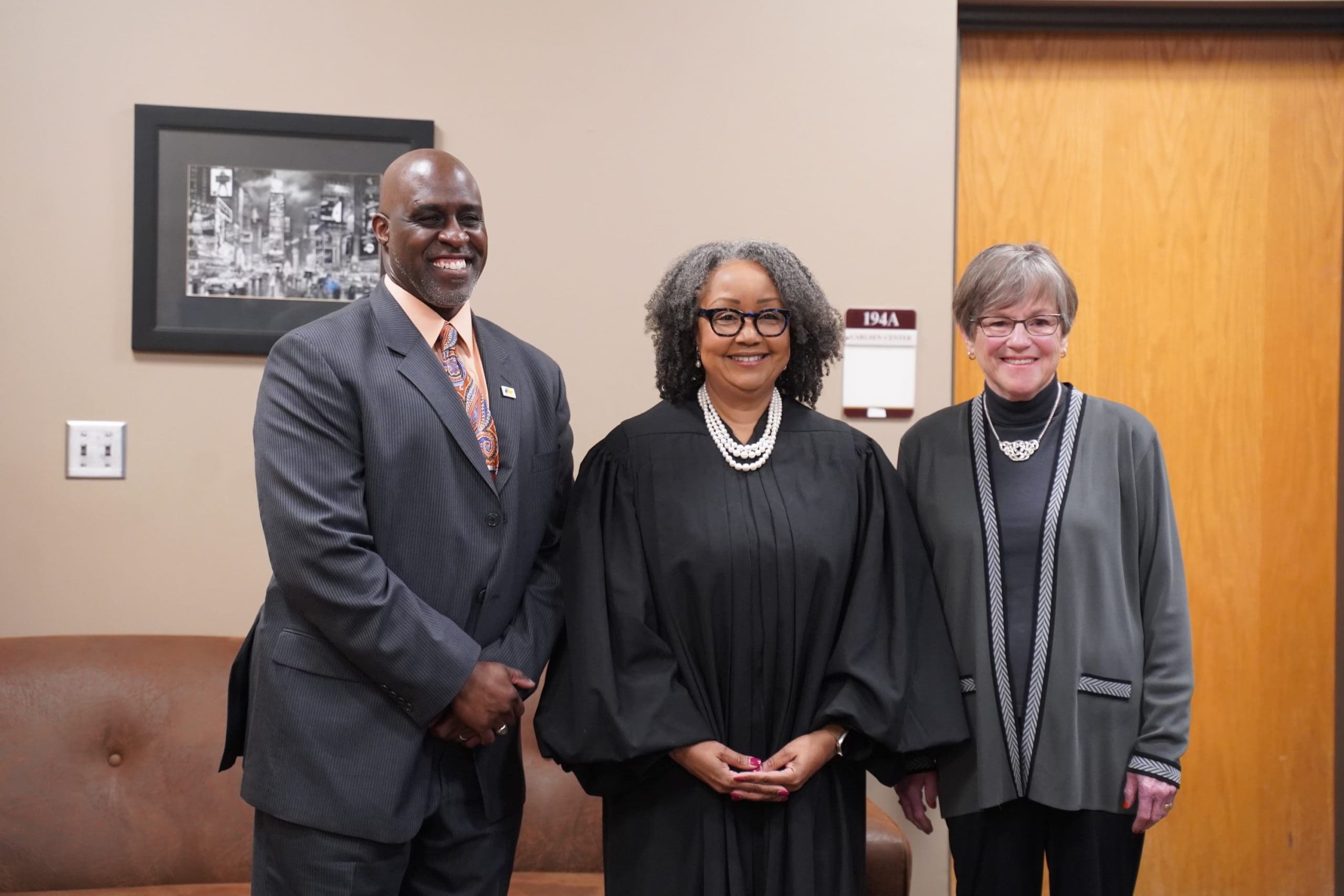 Governor Kelly Delivers Keynote Address at Naturalization Ceremony in ...