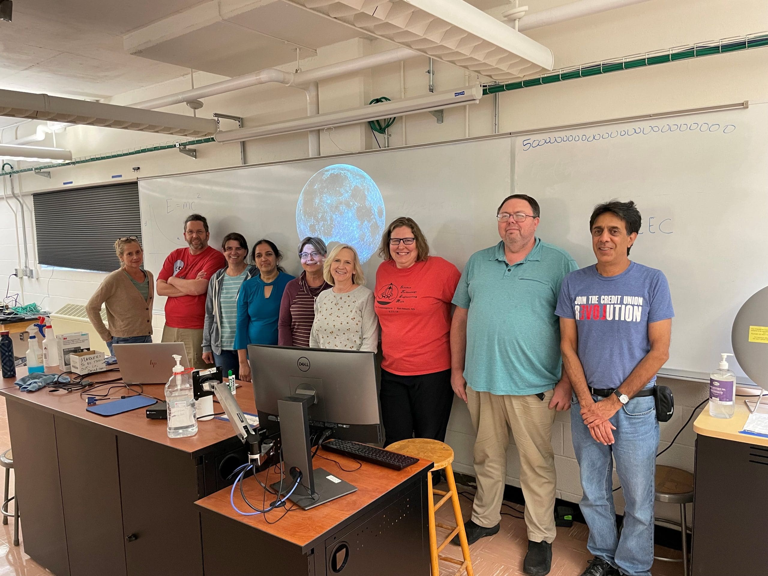 Science Teachers Invited to Participate in K-State's QuarkNet Physics ...