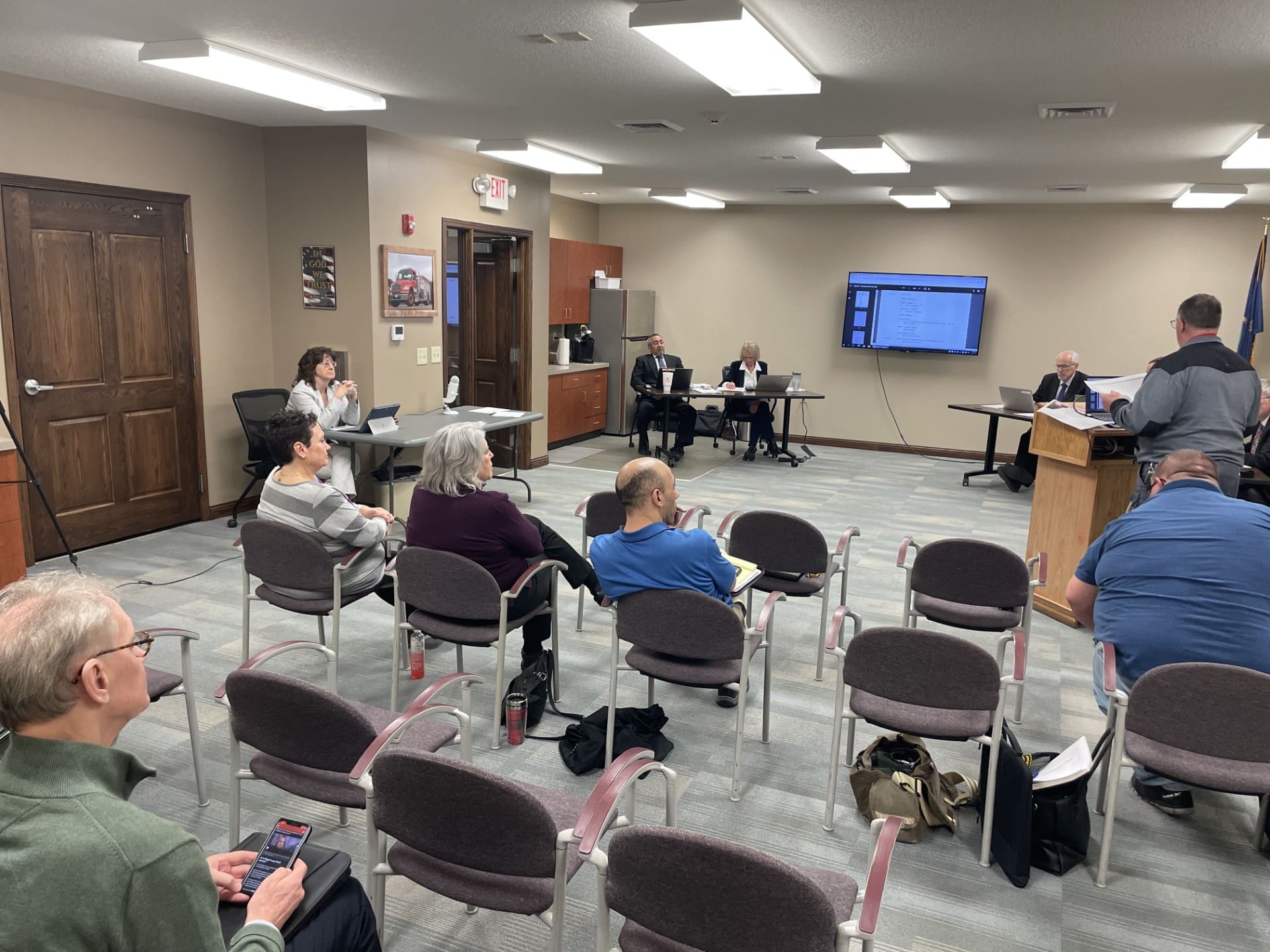 Riley County Commissioners Meeting in Smaller Cities Once Per Quarter ...