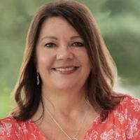 Obituary-Julie Ray | KCLY Radio