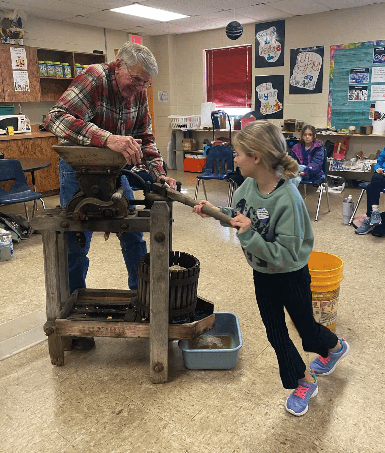 Kansas Heritage Day Celebrated at Garfield | KCLY Radio